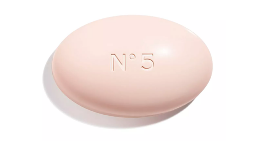 Little Luxuries: 50 Small Luxury Gifts | La Patiala