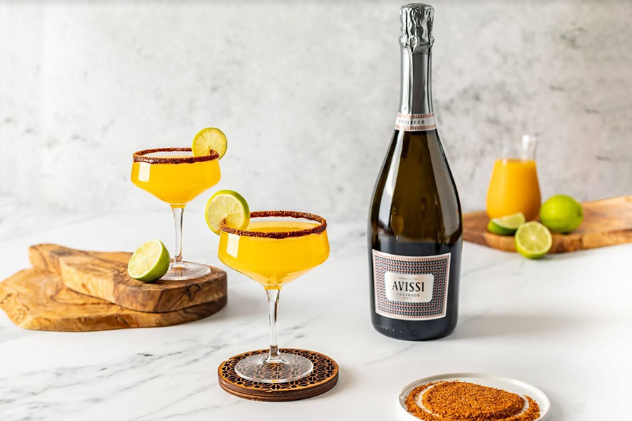 20 Prosecco Cocktails, From the Hugo Spritz to the Bellini | La Patiala