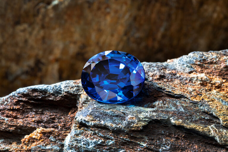 The 7 Most Important Precious Gemstones | La Patiala